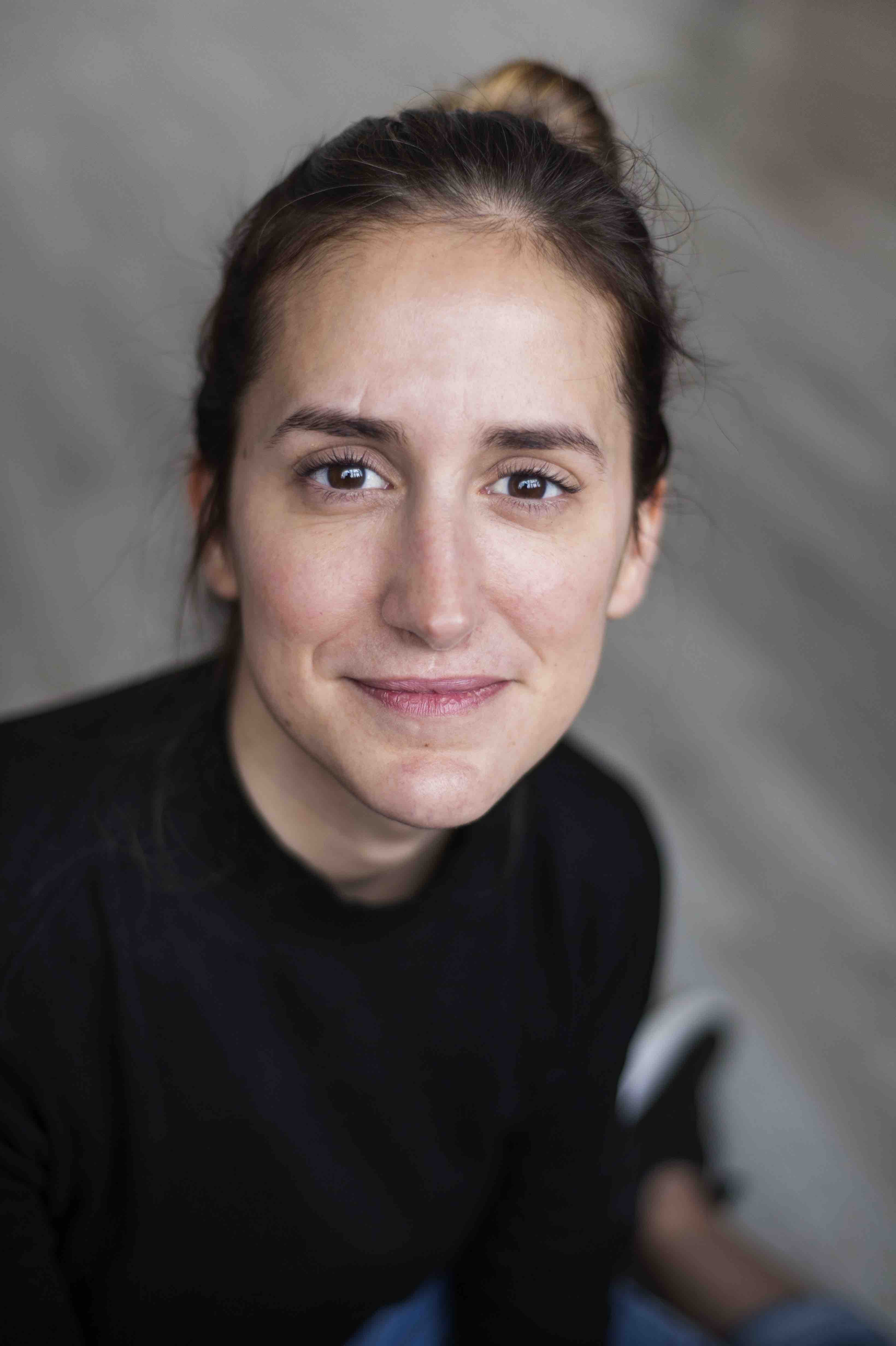 Elena Silva | Actriz, locutora, narradora de audiolibros y presentadora