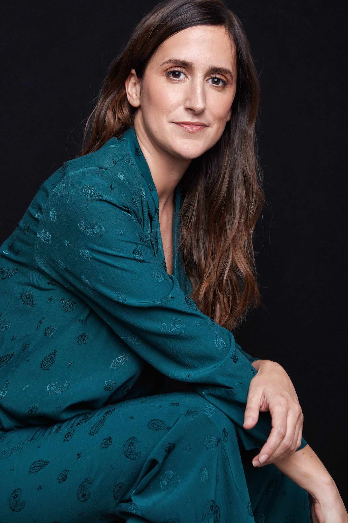 Elena Silva - Locutora, actriz, narradora de audiolibros y presentadora